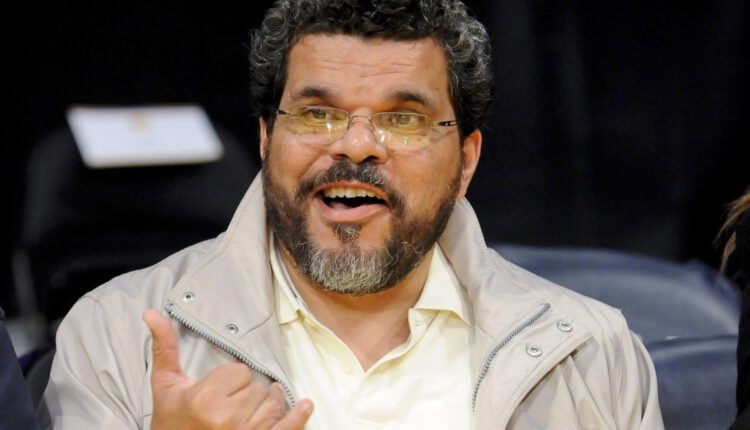 Serie spin-off de Los locos Addams con Luis Guzmán como Homero Addams