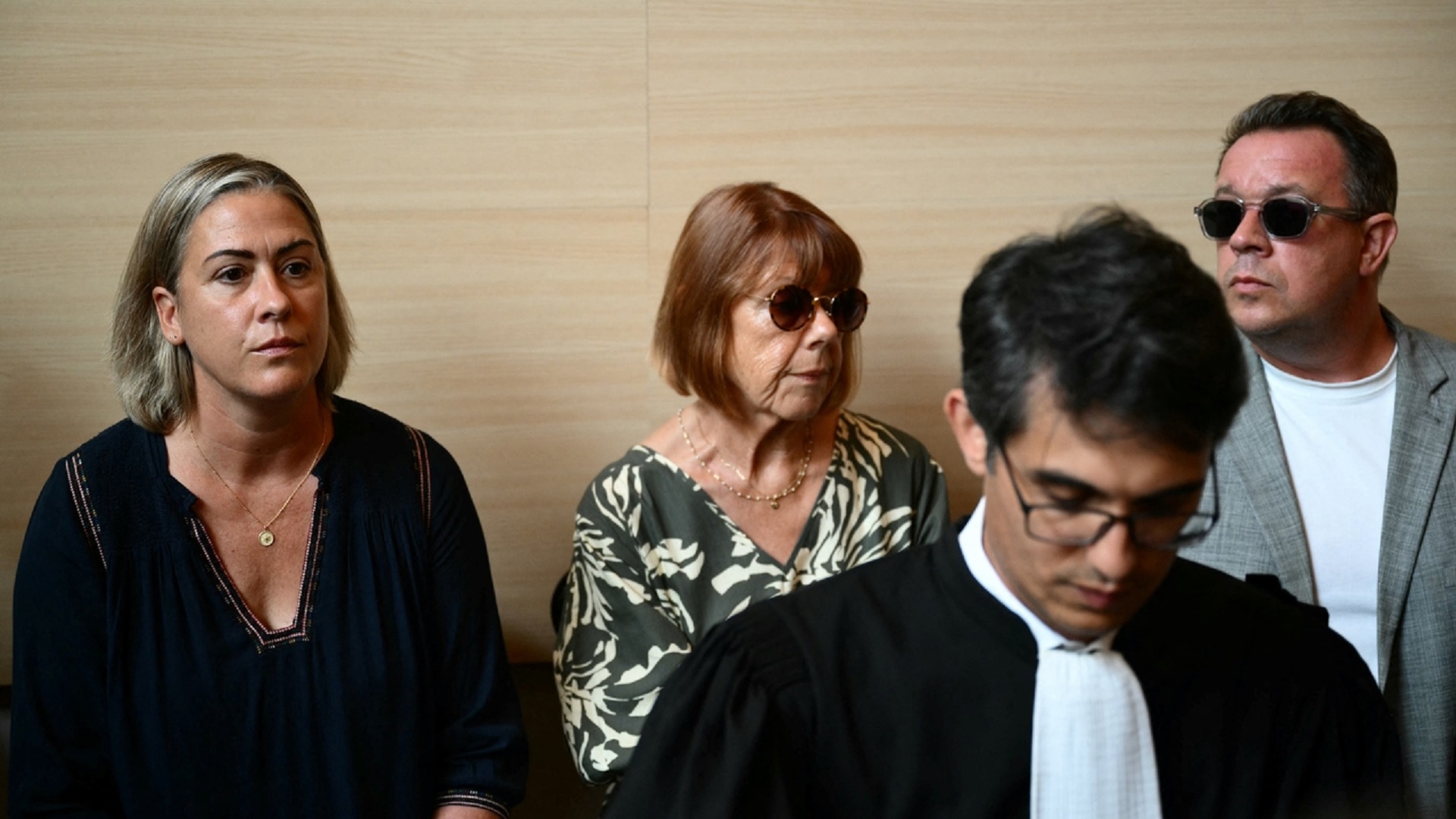 Fiscalía De Francia Pide 20 Años De Prisión Para Acusado De Drogar A Su